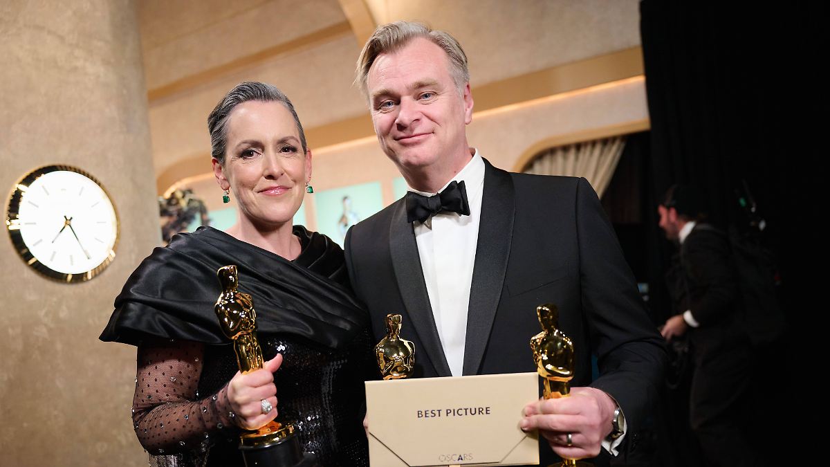 Charles honore l'oscarisé : Christopher Nolan reçoit le titre de chevalier