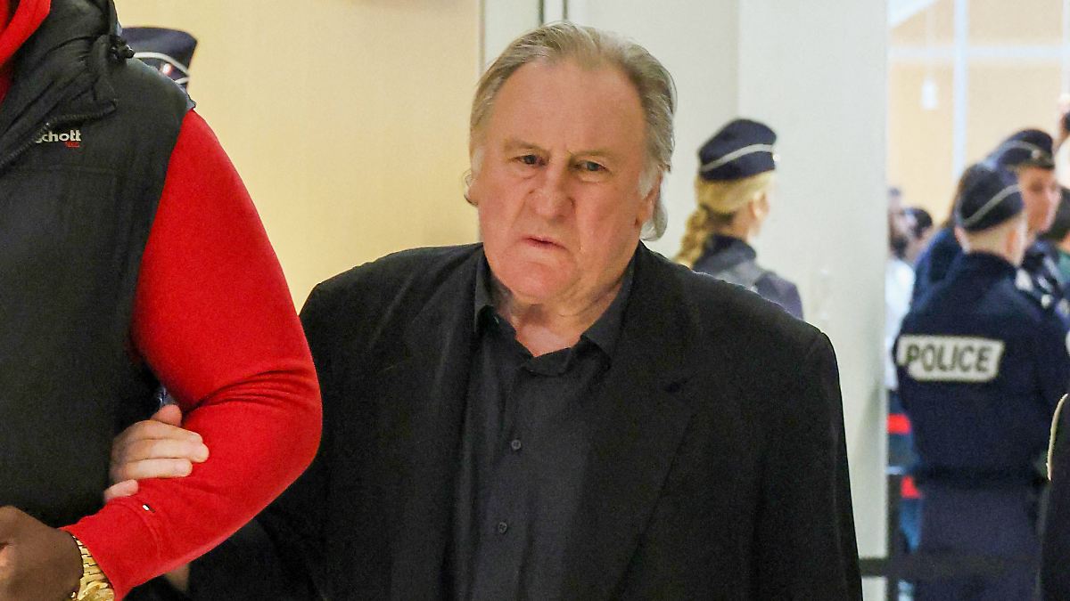 Apparence controversée: le tribunal interdit le concert de Gérard ...