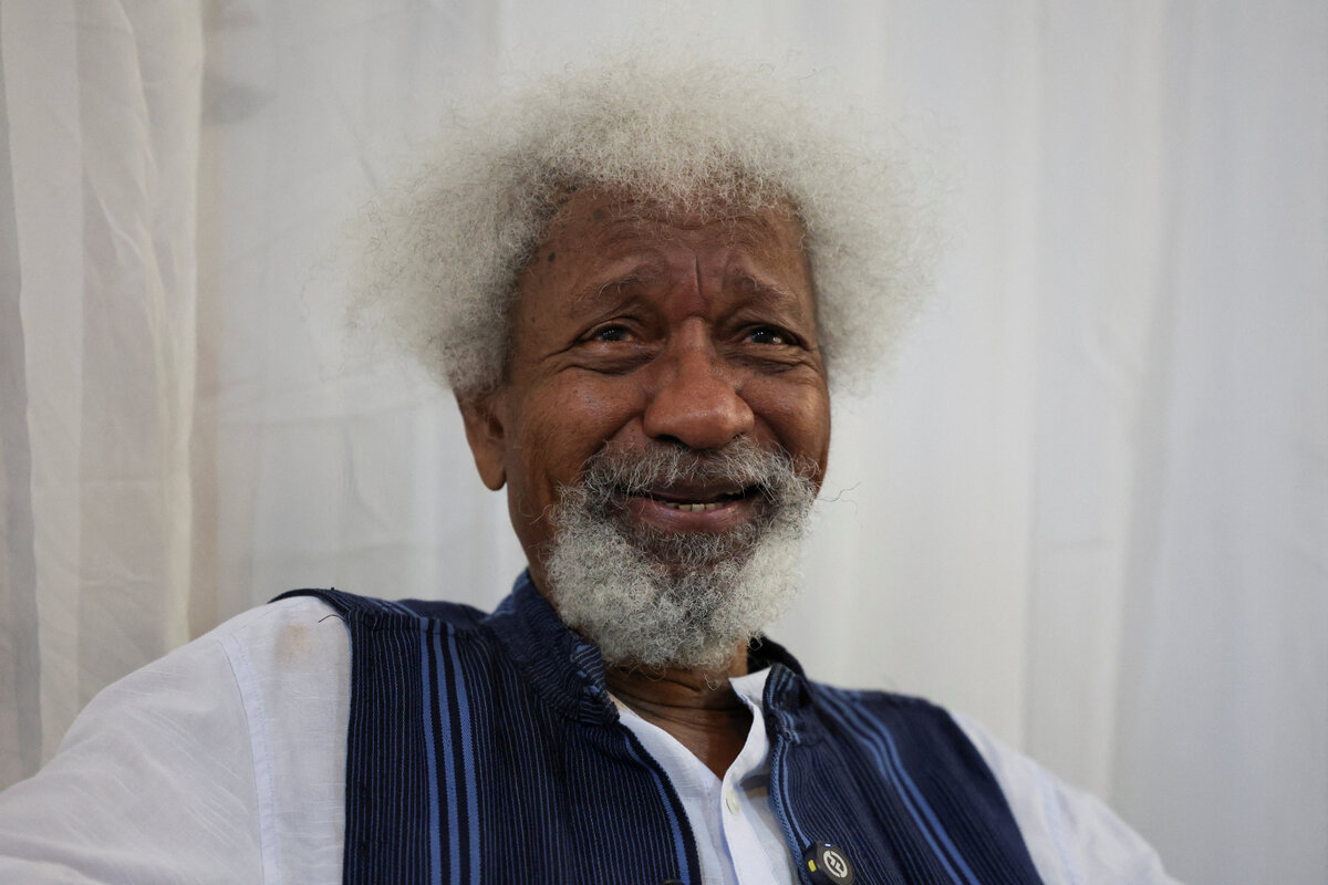 États-Unis contre Wole Soyinka : lauréats du prix Nobel contre non ...